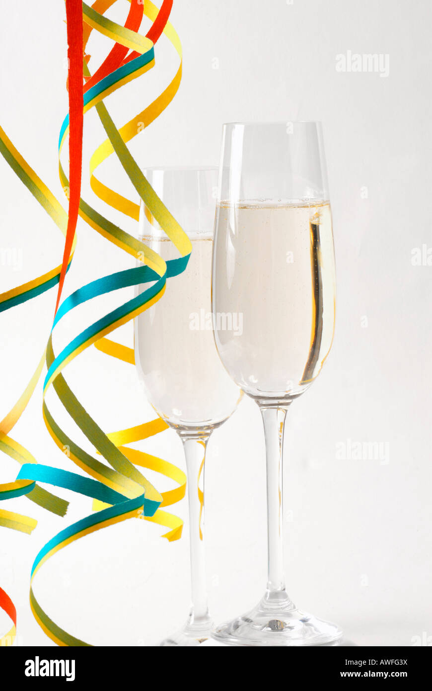 Champagne glasses Cut Out Stock Images & Pictures - Alamy