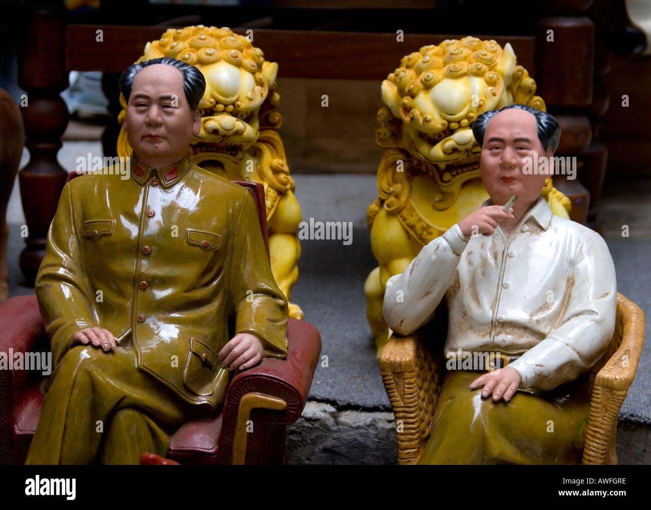 Chinese dictator mao zedong hi-res stock photography and images - Alamy