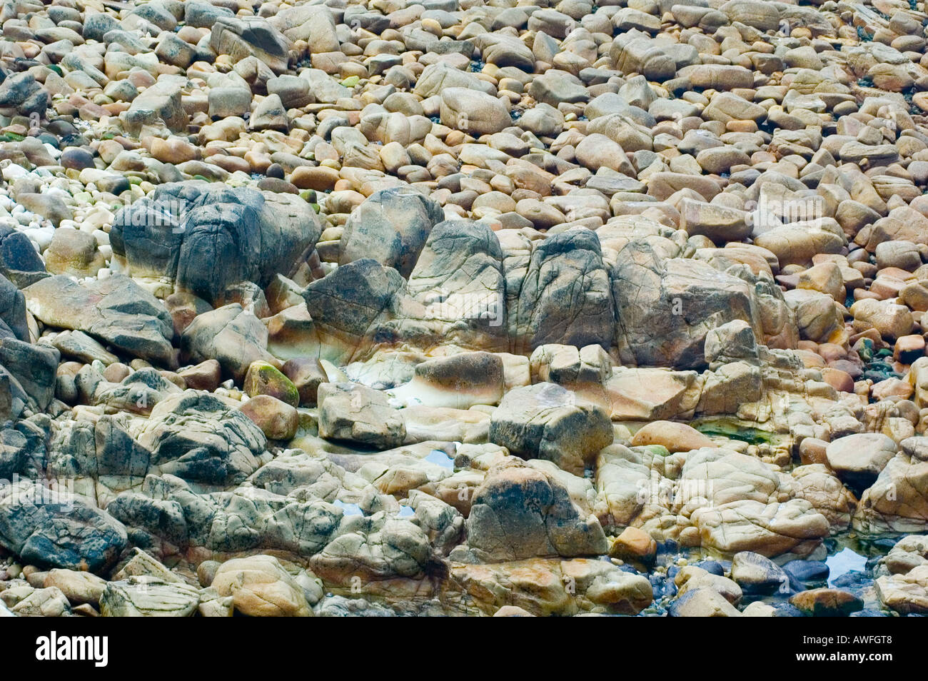 Peebles on the beach Stock Photo - Alamy