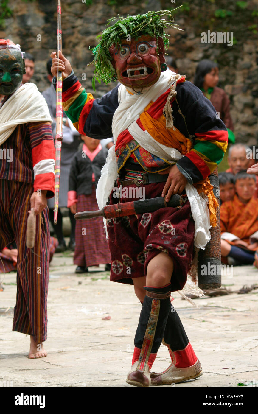 A masked dancer at the Tangbi Mani Tsechu (festival), Bhutan Stock ...