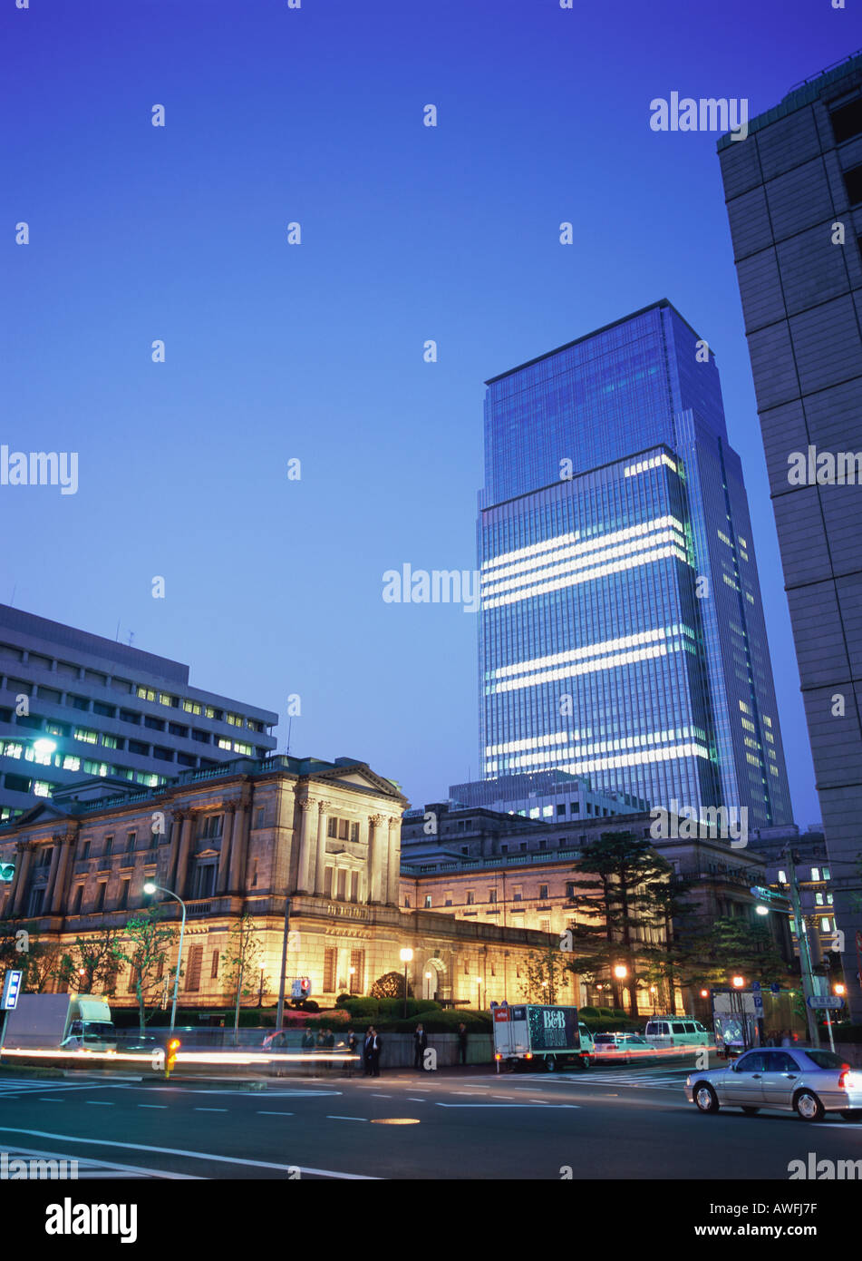 Bank japan chuo tokyo japan hi-res stock photography and images - Alamy