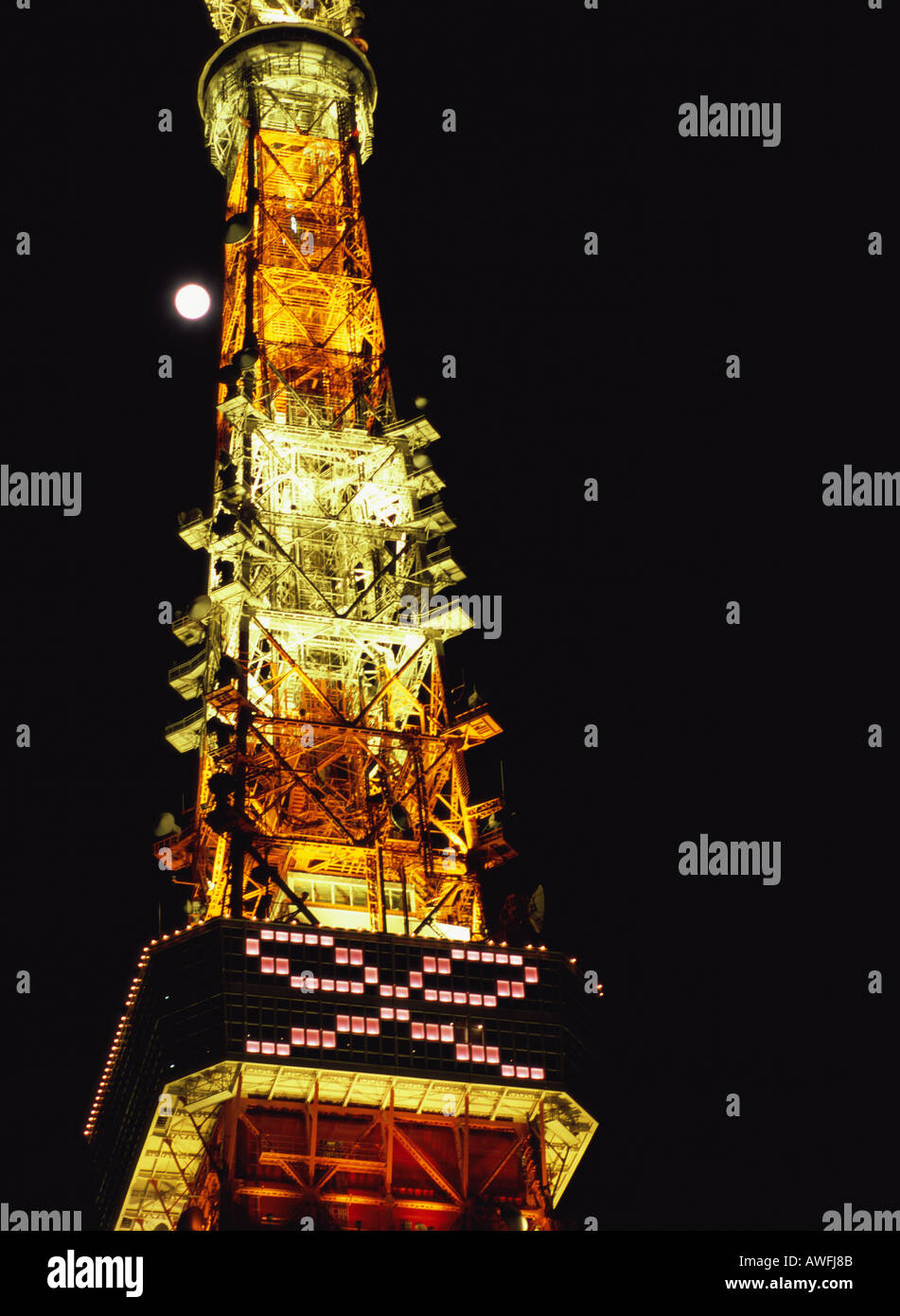 Tokyo Tower at night Stock Photo - Alamy