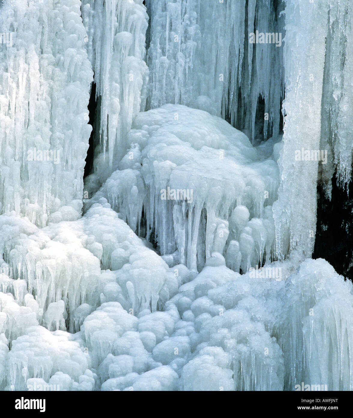 Frozen waterfall, icicles Stock Photo - Alamy