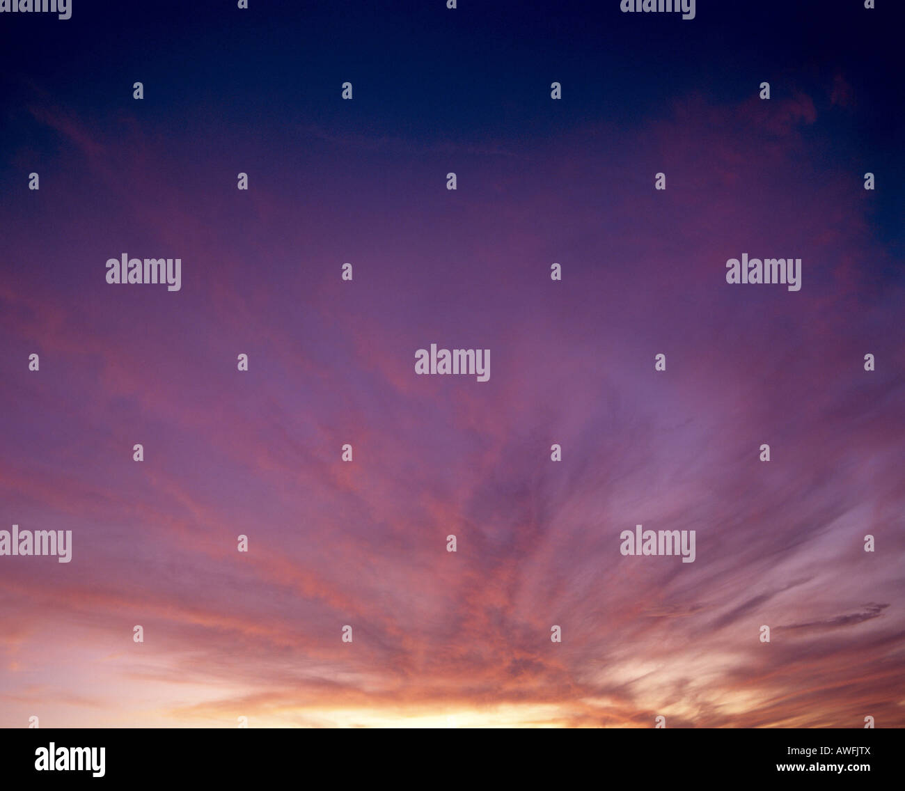Glowing night sky Stock Photo - Alamy