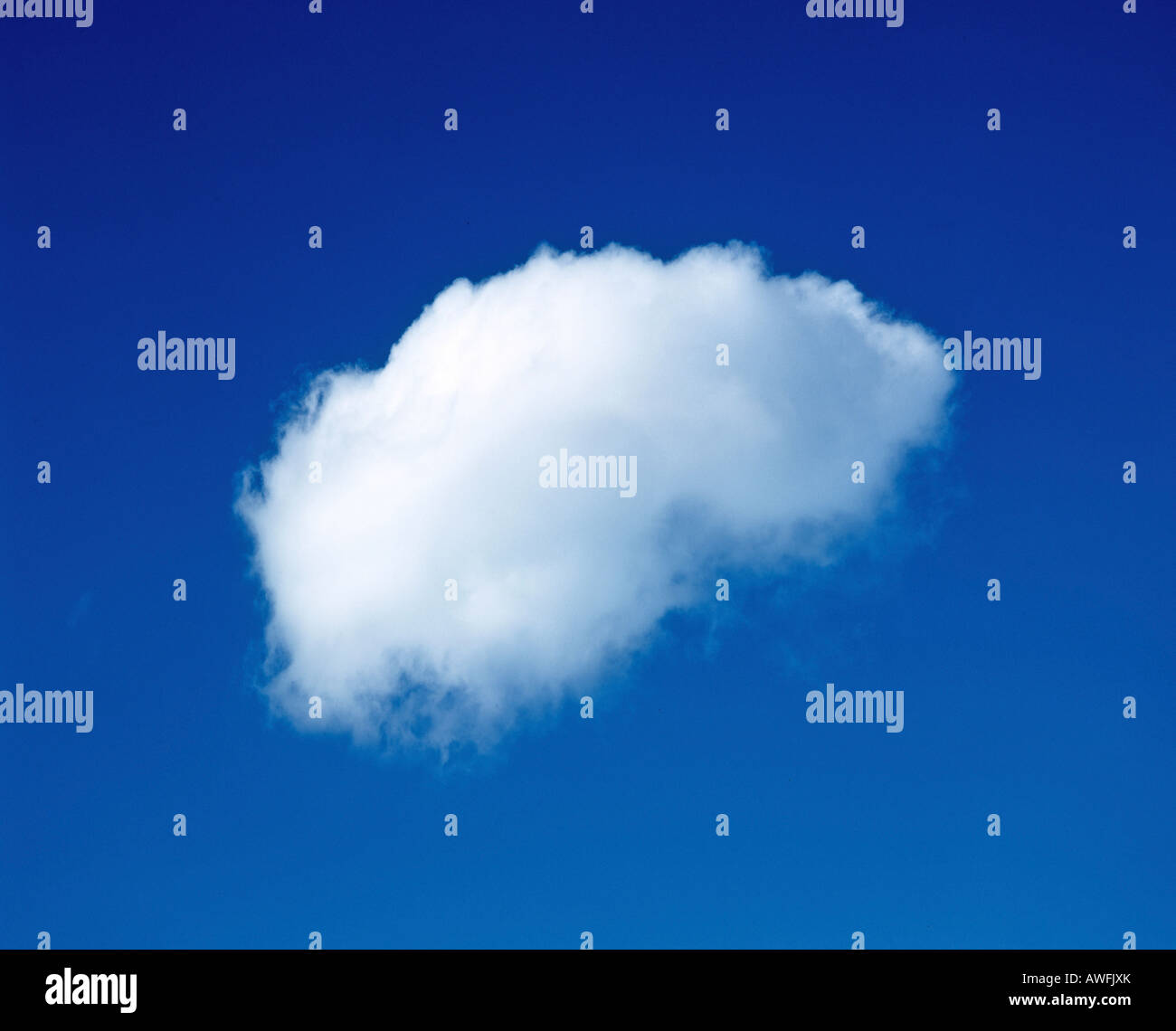 Cumulus wolken hi-res stock photography and images - Alamy