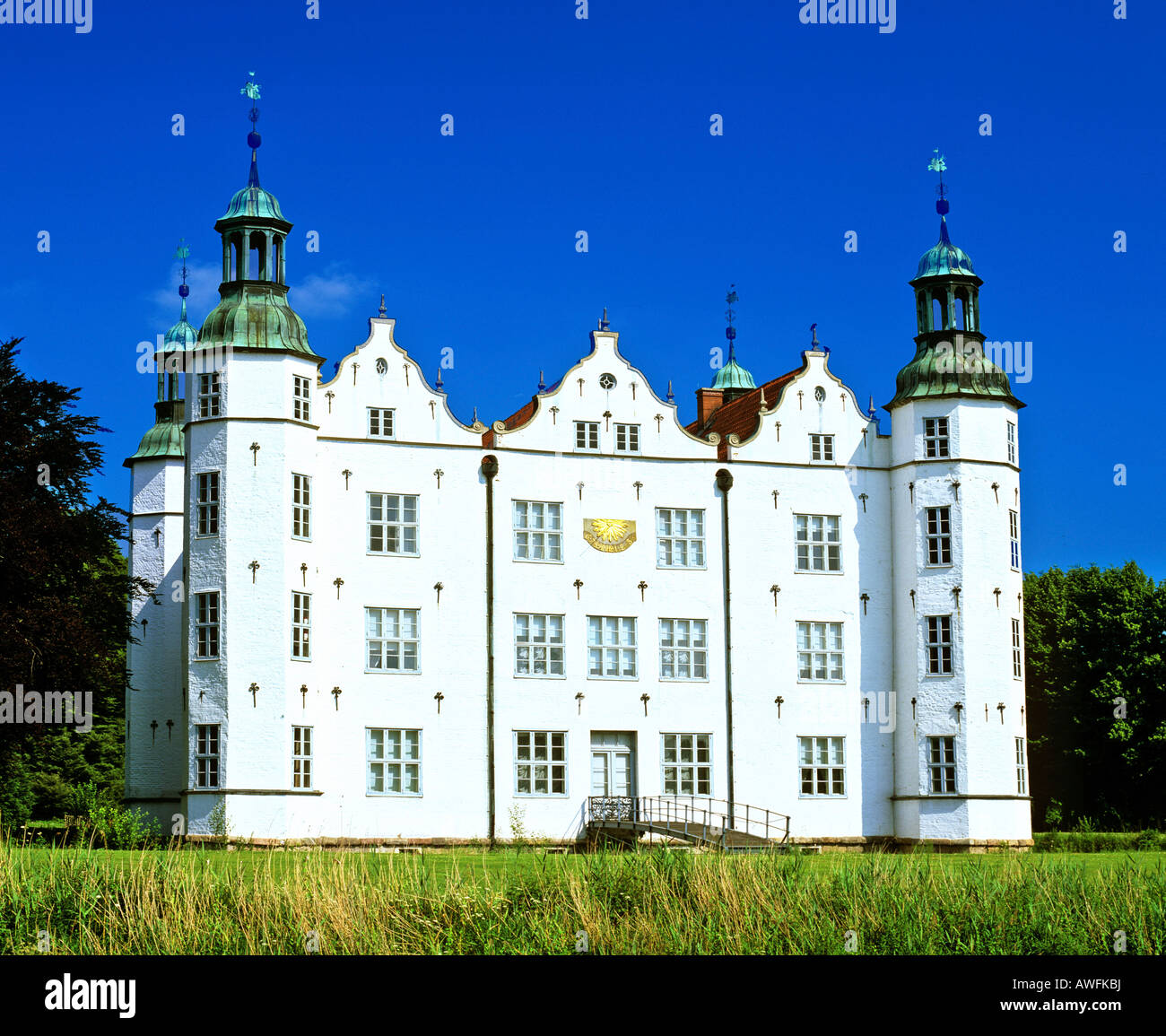 Schloss ahrensburg hi-res stock photography and images - Alamy