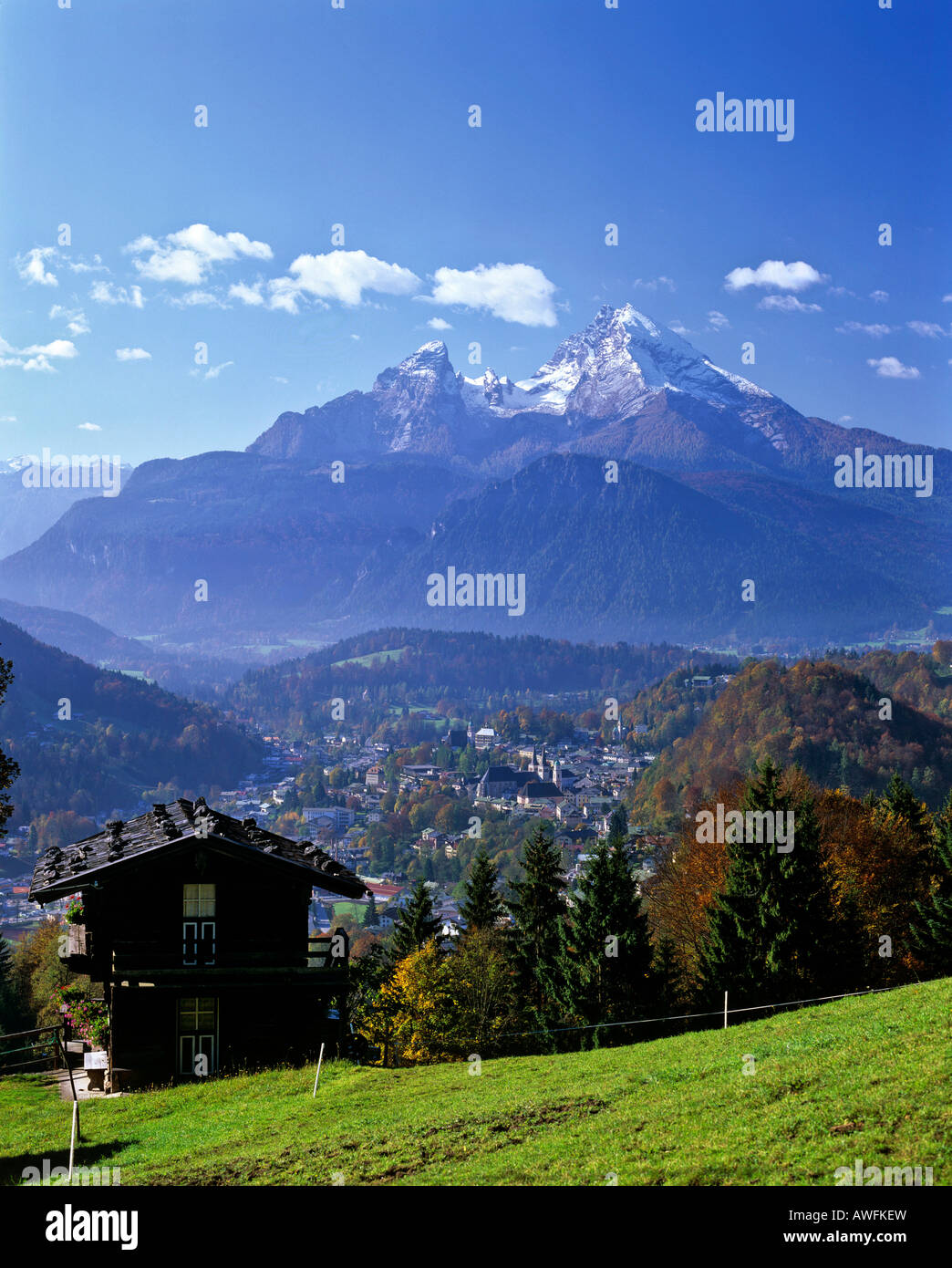 Berchtesgaden bavaria watzmann houses hi-res stock photography and ...