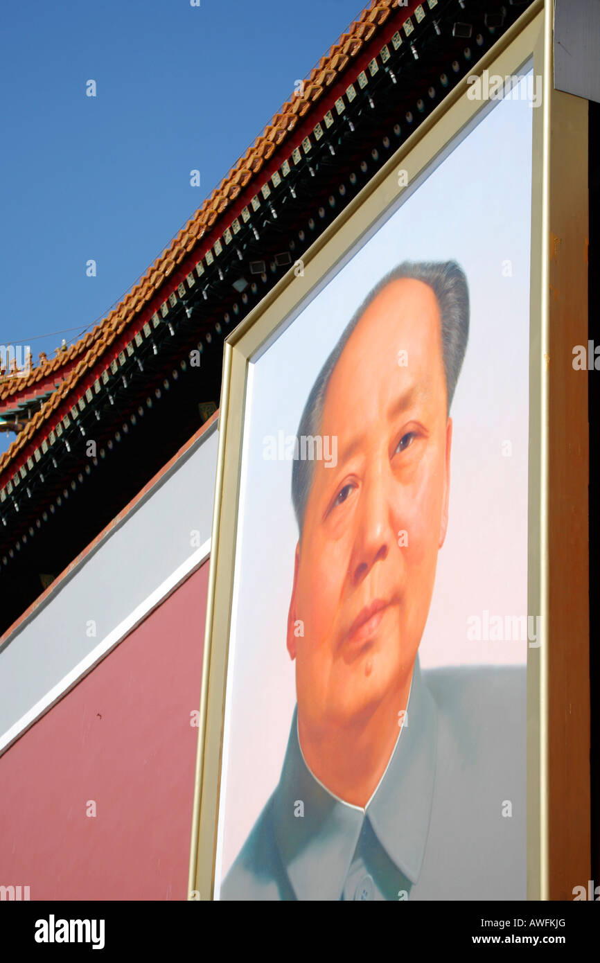 Giant mao portrait hi-res stock photography and images - Alamy