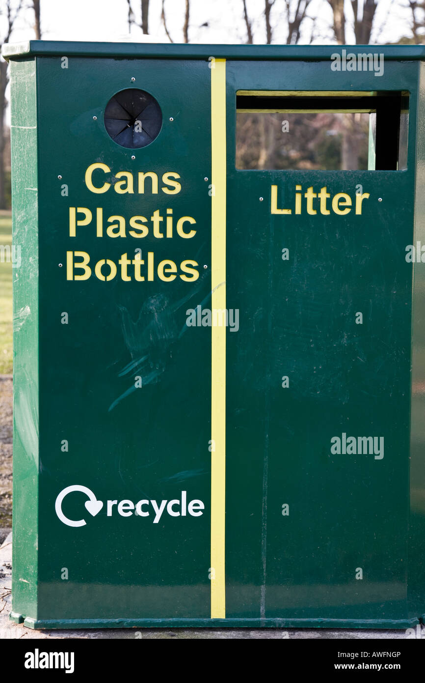 A combined litter and recycle bin, Leicestershire, England Stock Photo ...