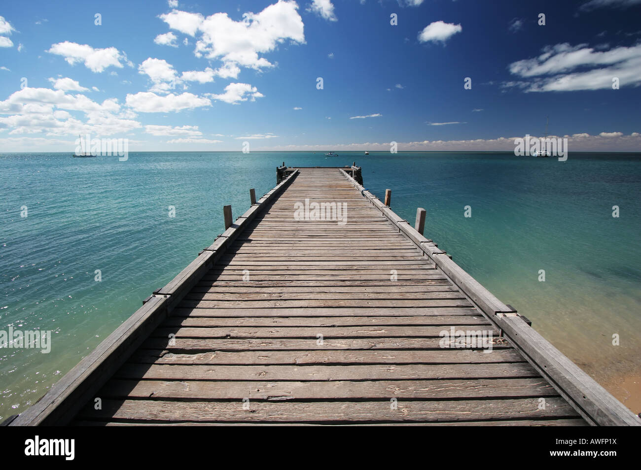 Timber ferry pier hi-res stock photography and images - Alamy