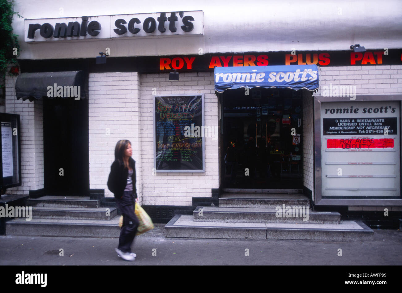 Ronnie scotts hi-res stock photography and images - Alamy
