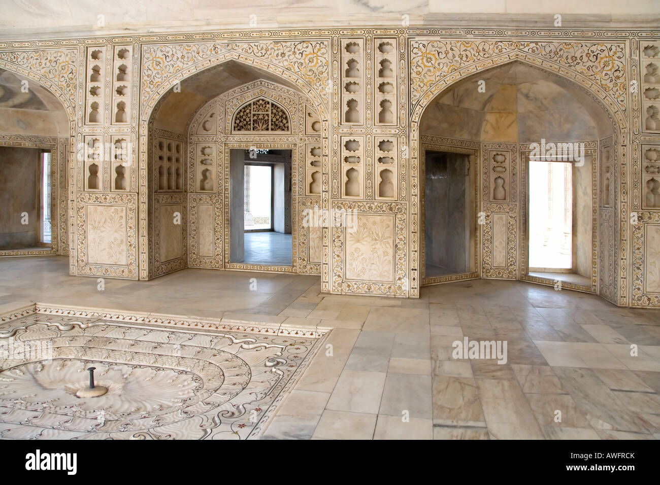 Inlaid carved marble walls and arches Musamman Burj Red Fort complex a ...