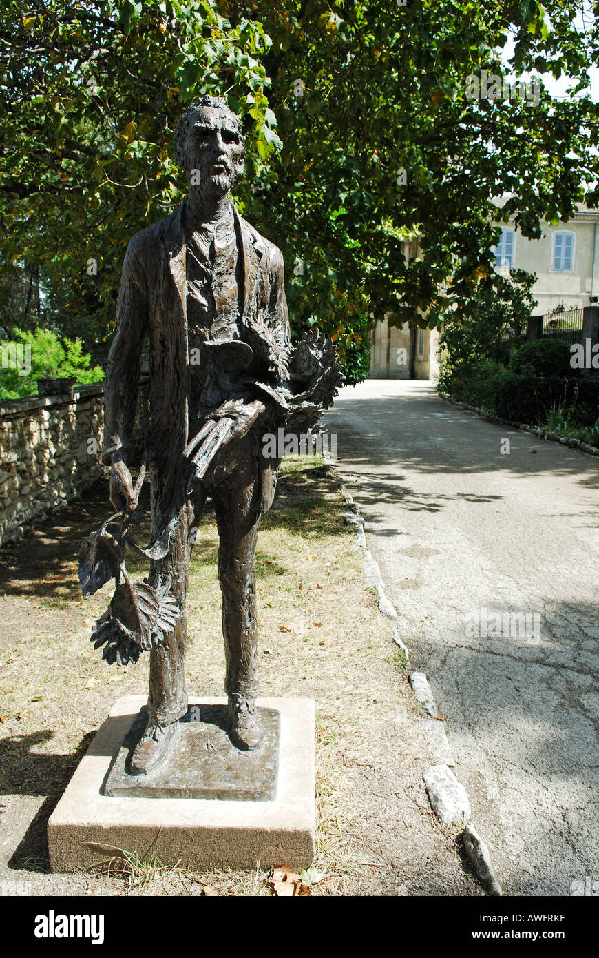 statue of Vincent Van Gogh at the priory of St Paul de Mausole in St ...