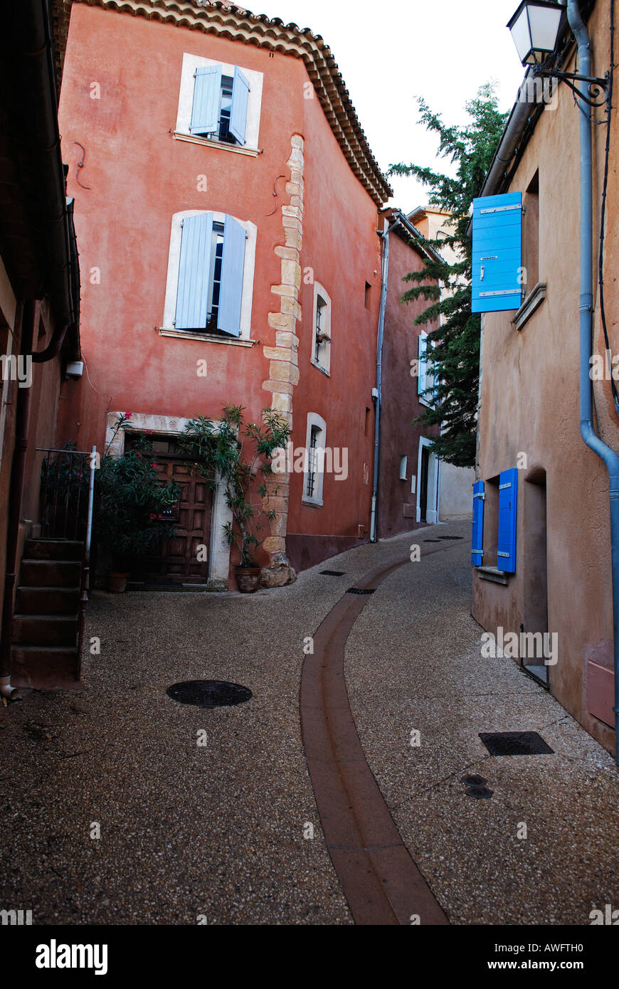 street in Roussillon, Provence, France Stock Photo - Alamy