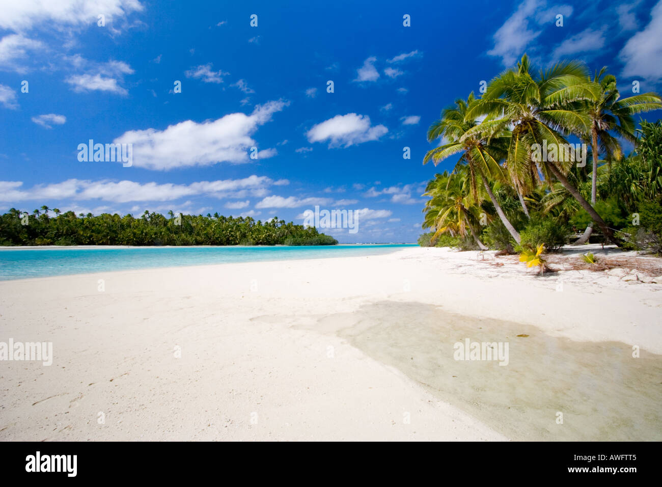 One Foot Island, Aitutaki Lagoon, Cook Islands Stock Photo - Alamy