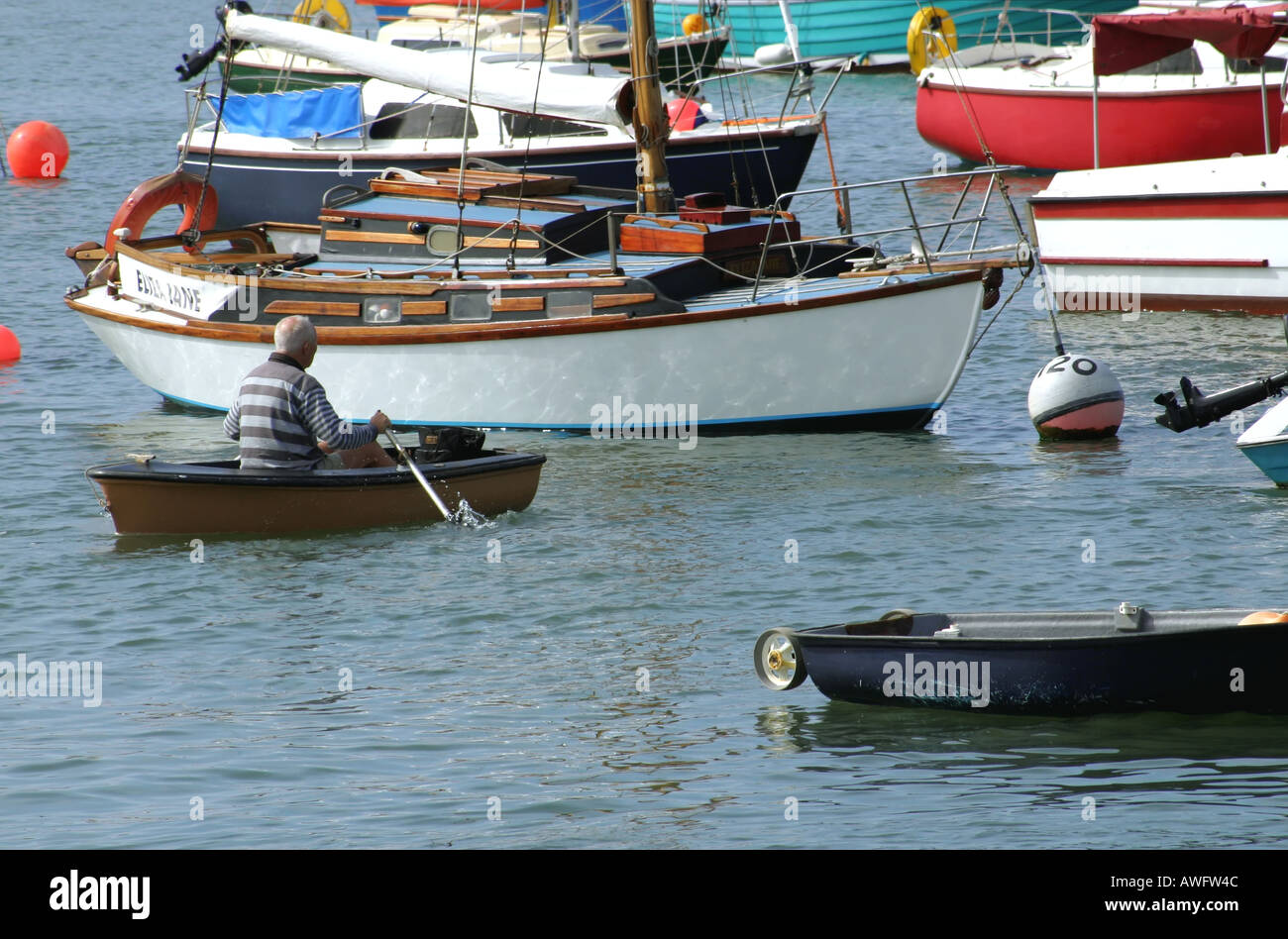 Rowing boats harbour hi-res stock photography and images - Alamy