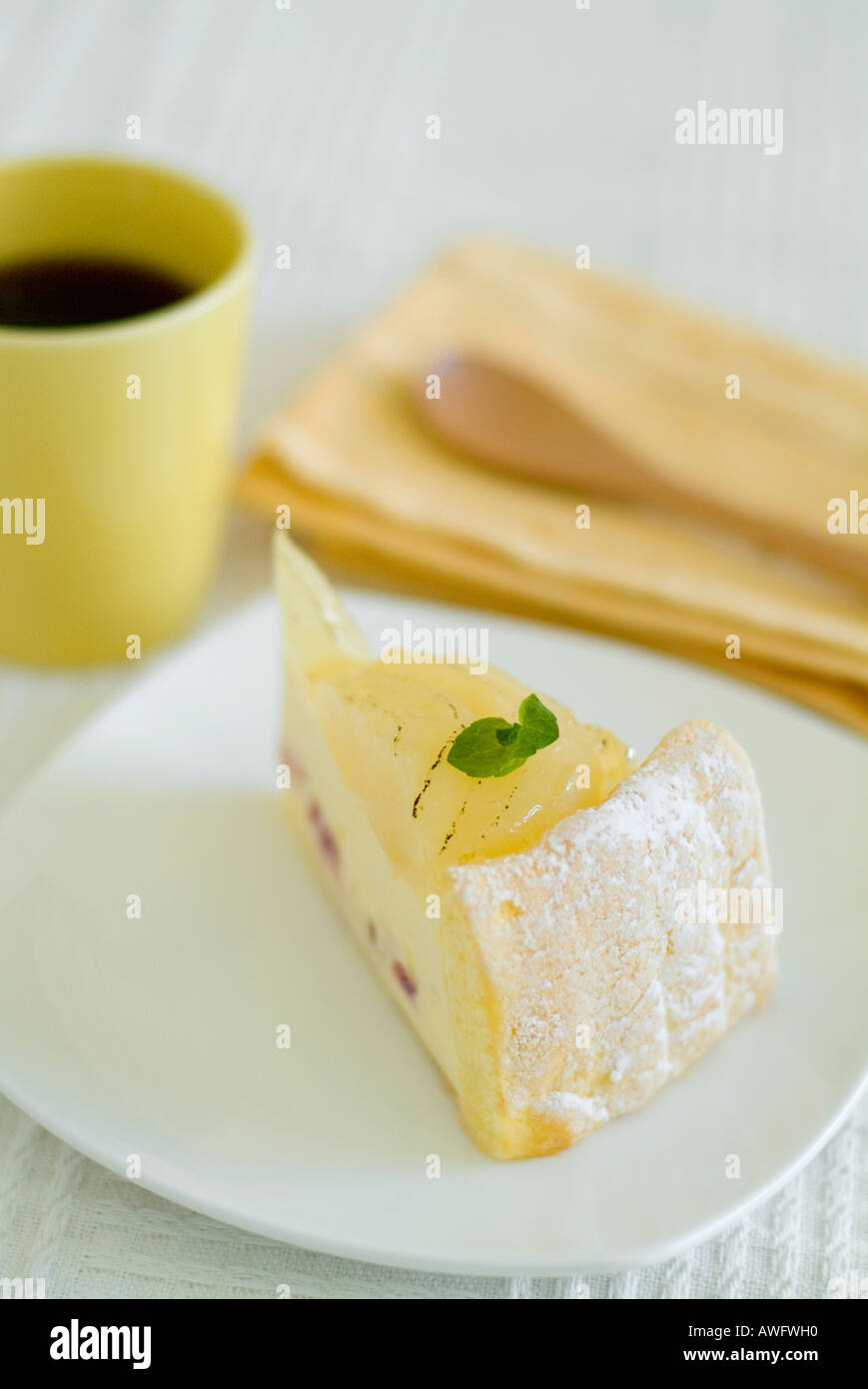 Vertical slice hi-res stock photography and images - Alamy