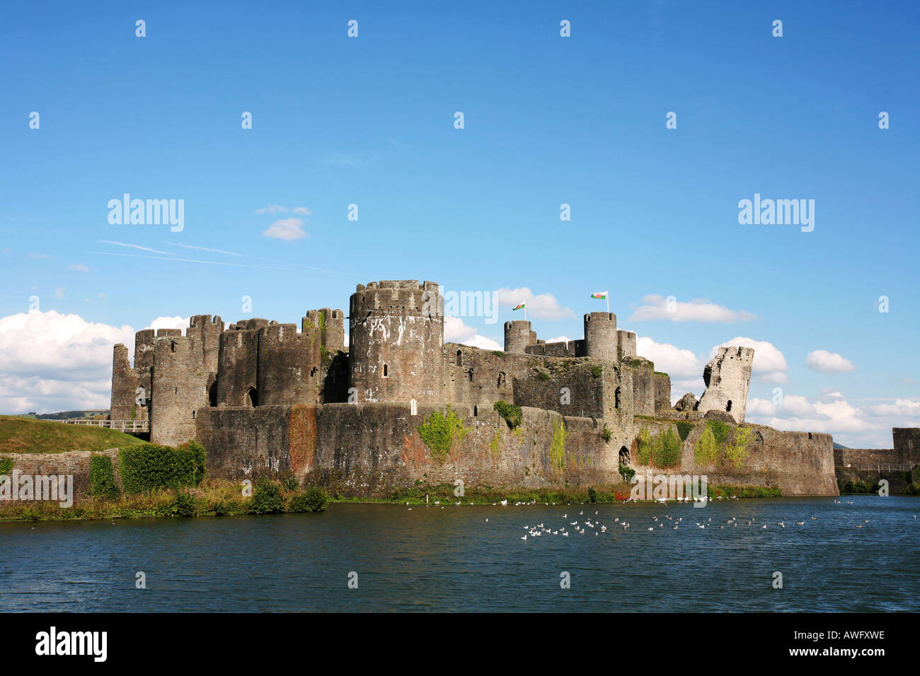 Famous Caerphilly Castle the second largest moated medieval building in ...