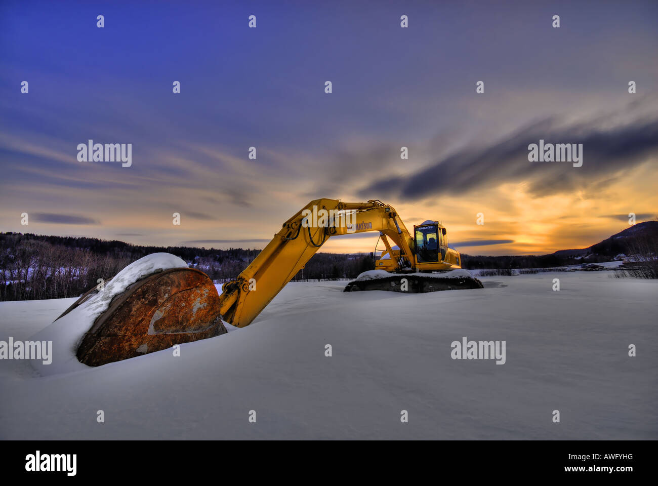 A mining excavator machine Stock Photo - Alamy