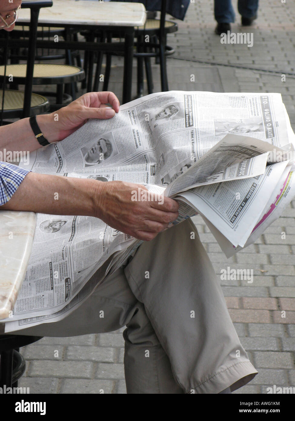 Body parts newspaper hi-res stock photography and images - Alamy