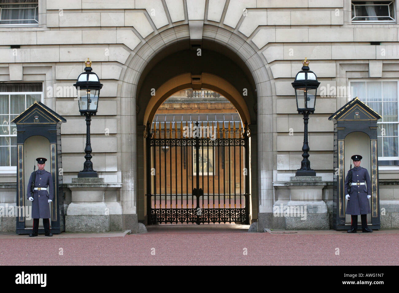 Iconic image of two Buckingham Palace guards on sentry duty infront of ...