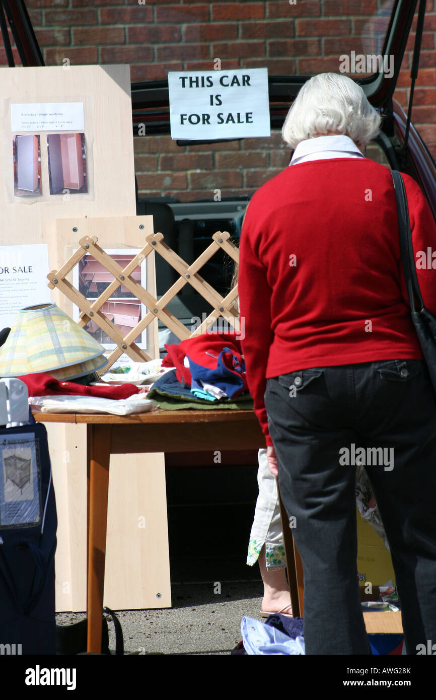 Sign car boot sale hi-res stock photography and images - Alamy