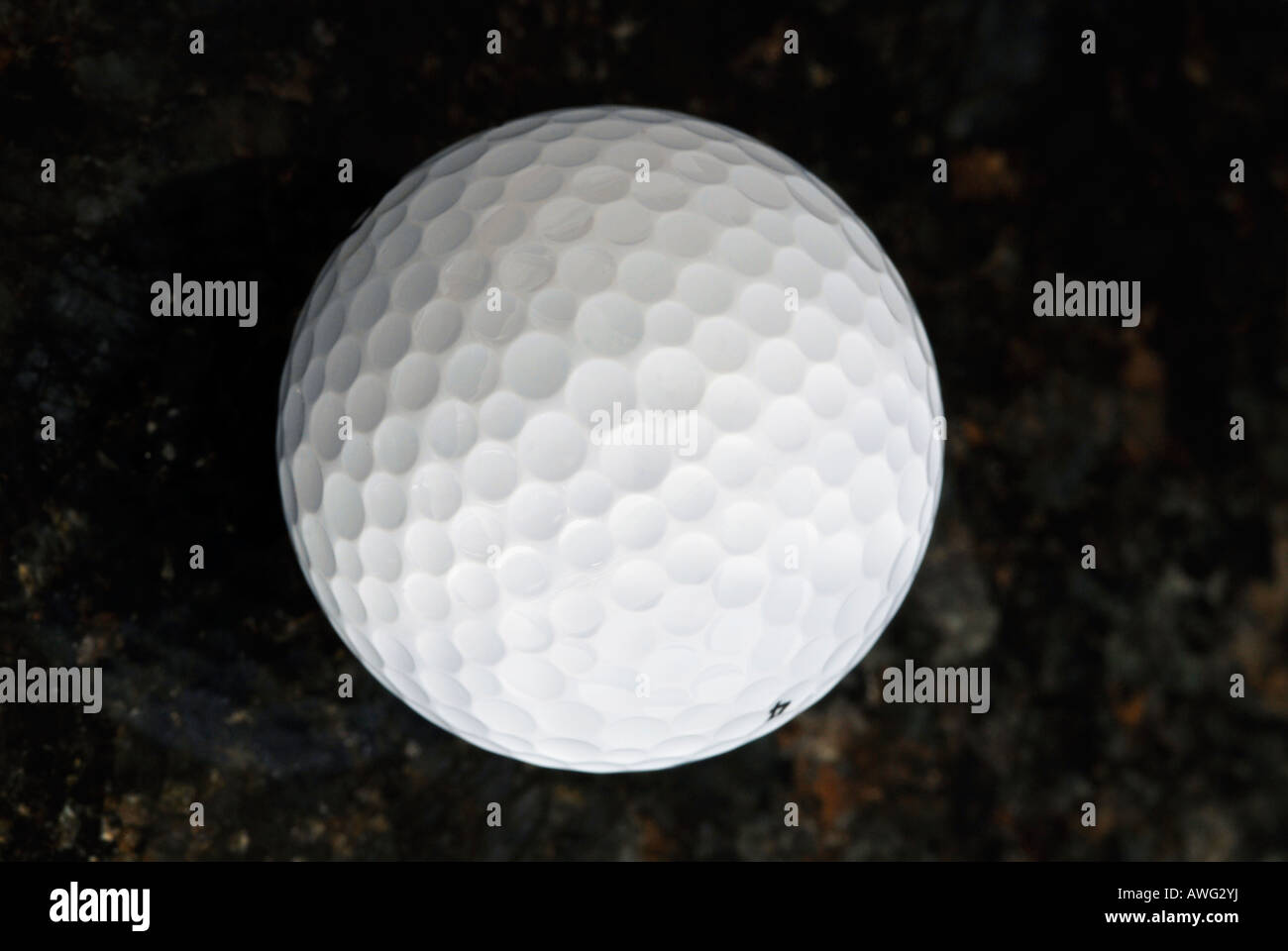 Round dimpled golf ball hi-res stock photography and images - Alamy