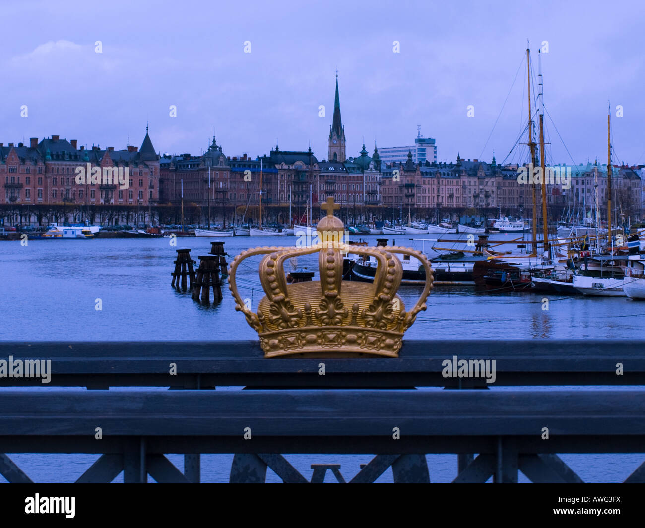 The national emblem of sweden hi-res stock photography and images - Alamy