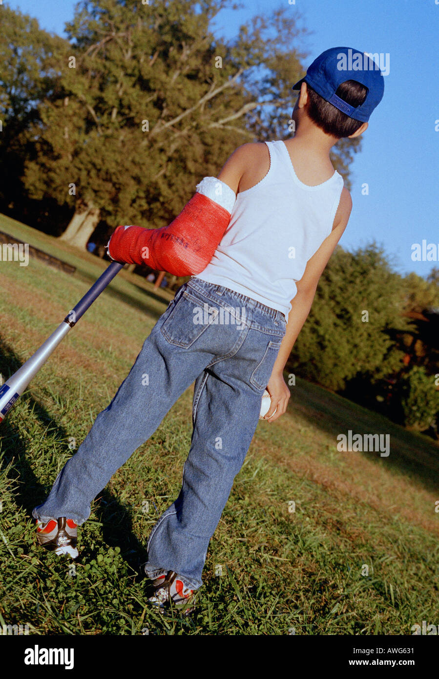 Baseball boy sports sad hi-res stock photography and images - Alamy