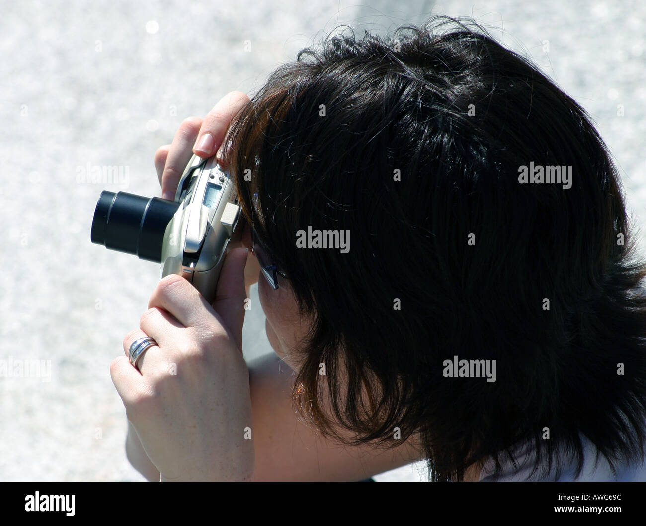 Lady taking a photograph hi-res stock photography and images - Alamy