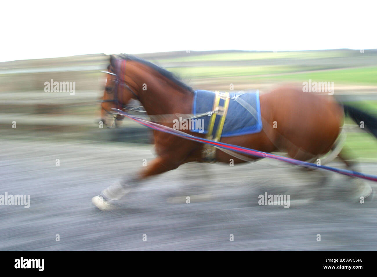 Rope and pulley blur hi-res stock photography and images - Alamy