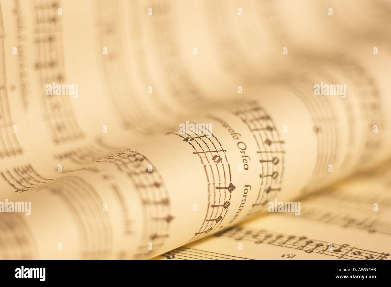Music sheet curl hi-res stock photography and images - Alamy