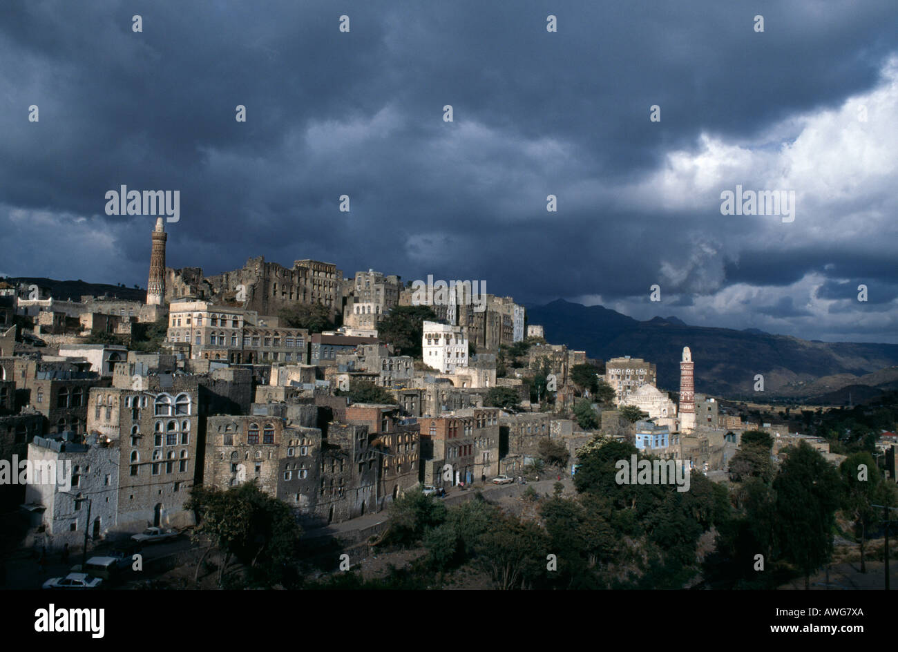 The town of Jibla, near Ibb, Yemen Stock Photo - Alamy