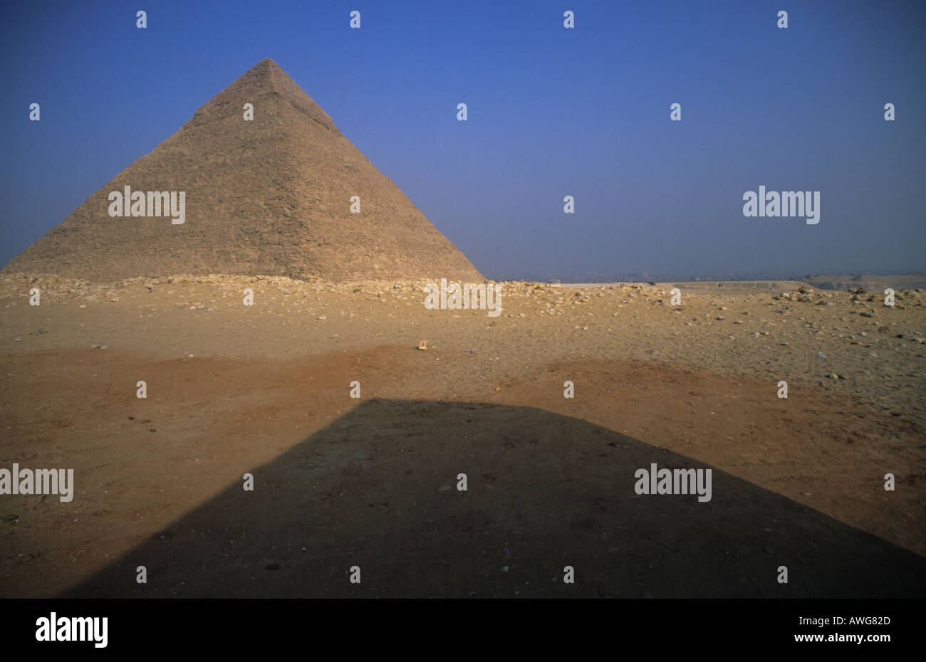 Pyramids outside Cairo in 2005 Stock Photo - Alamy