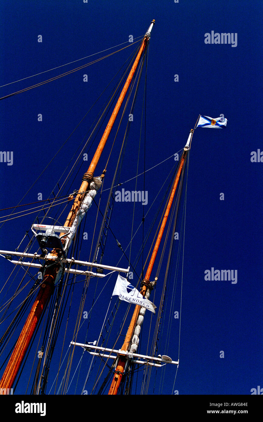 Bluenose ship hi-res stock photography and images - Alamy