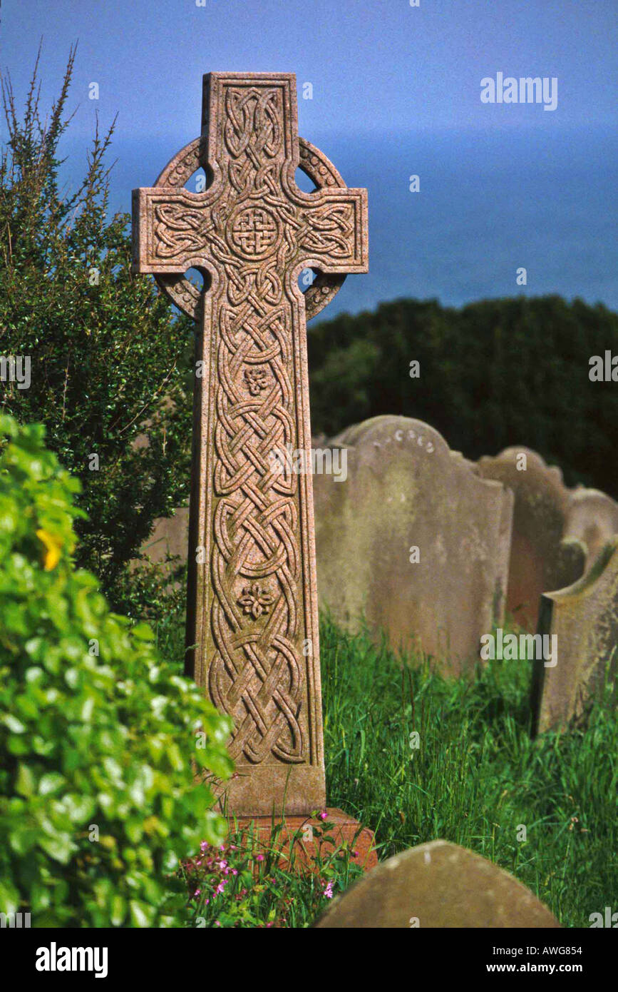 High cross near the town of Robin Hood Bay England Stock Photo - Alamy