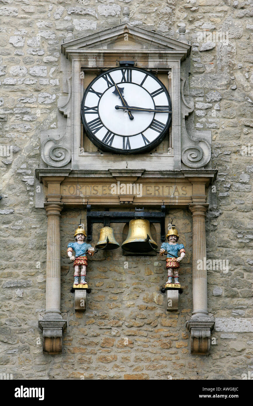 Oxford city centre street clock time architecture building history ...