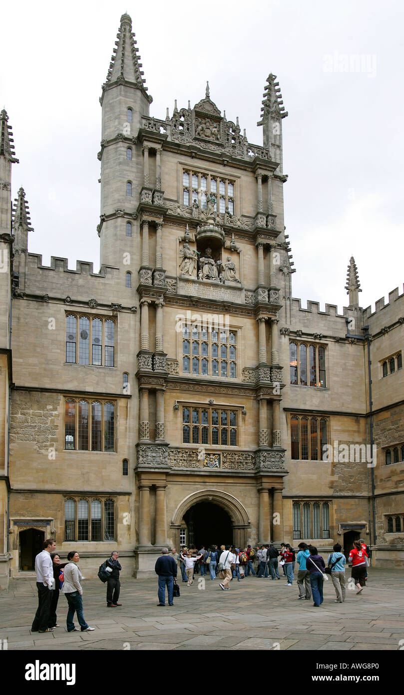 Oxford city centre typical architecture building history heritage ...
