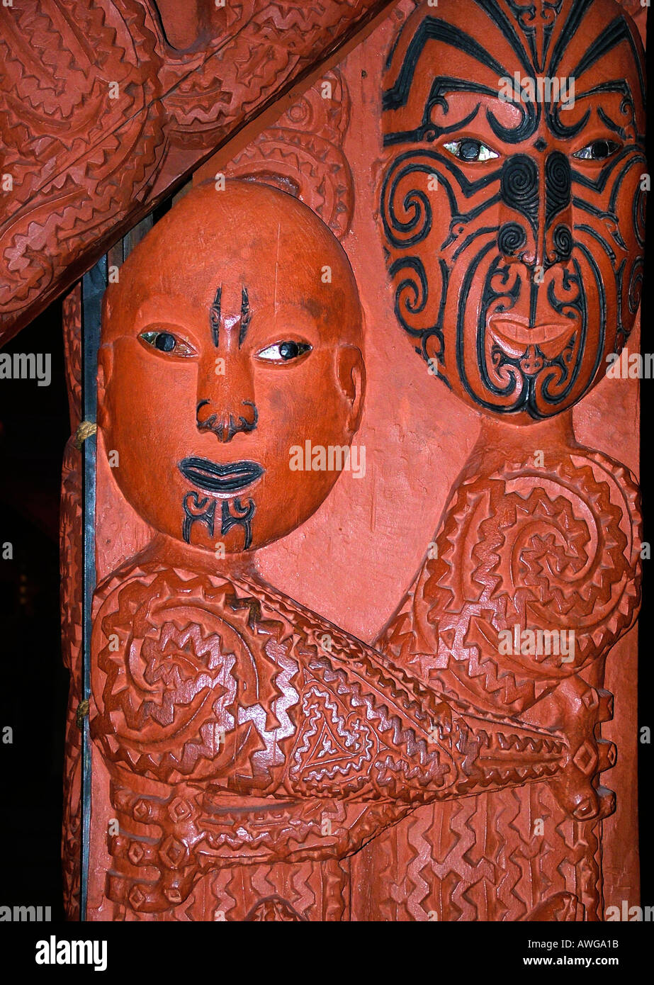 Maori wood carving New Zealand Stock Photo - Alamy