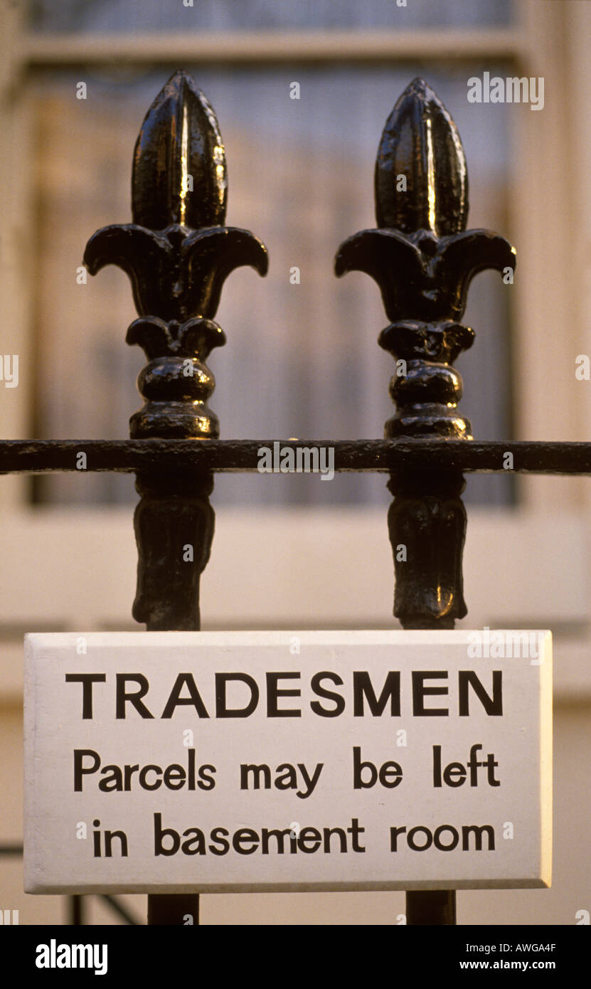 Servants entrance hi-res stock photography and images - Alamy