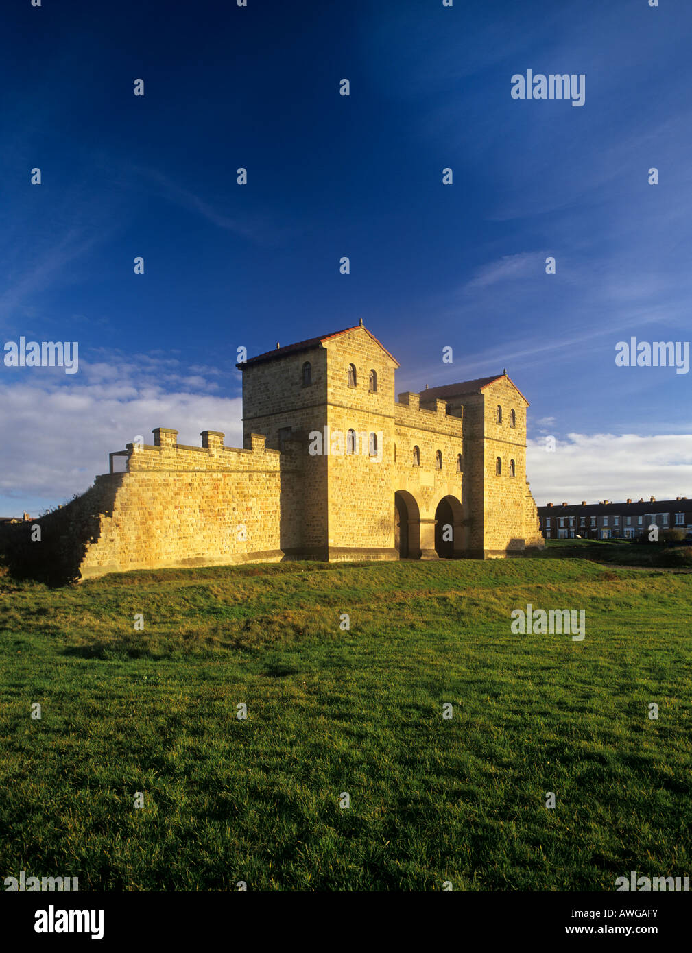 Fort reconstruction hadrians wall hi-res stock photography and images ...