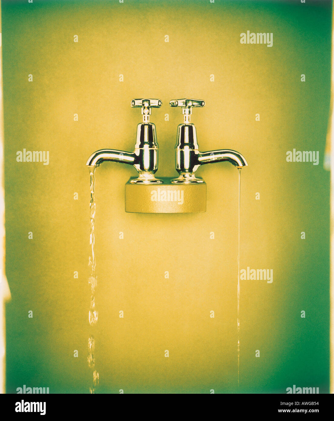 Taps running water Stock Photo - Alamy