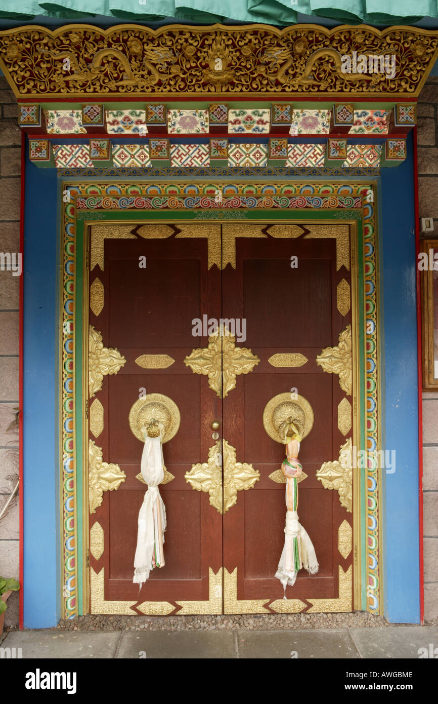 Entrance of buddhist monastry hi-res stock photography and images - Alamy