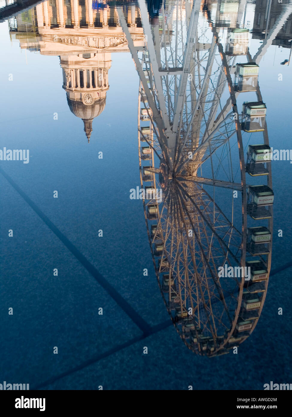 Perfect house uk city hi-res stock photography and images - Alamy