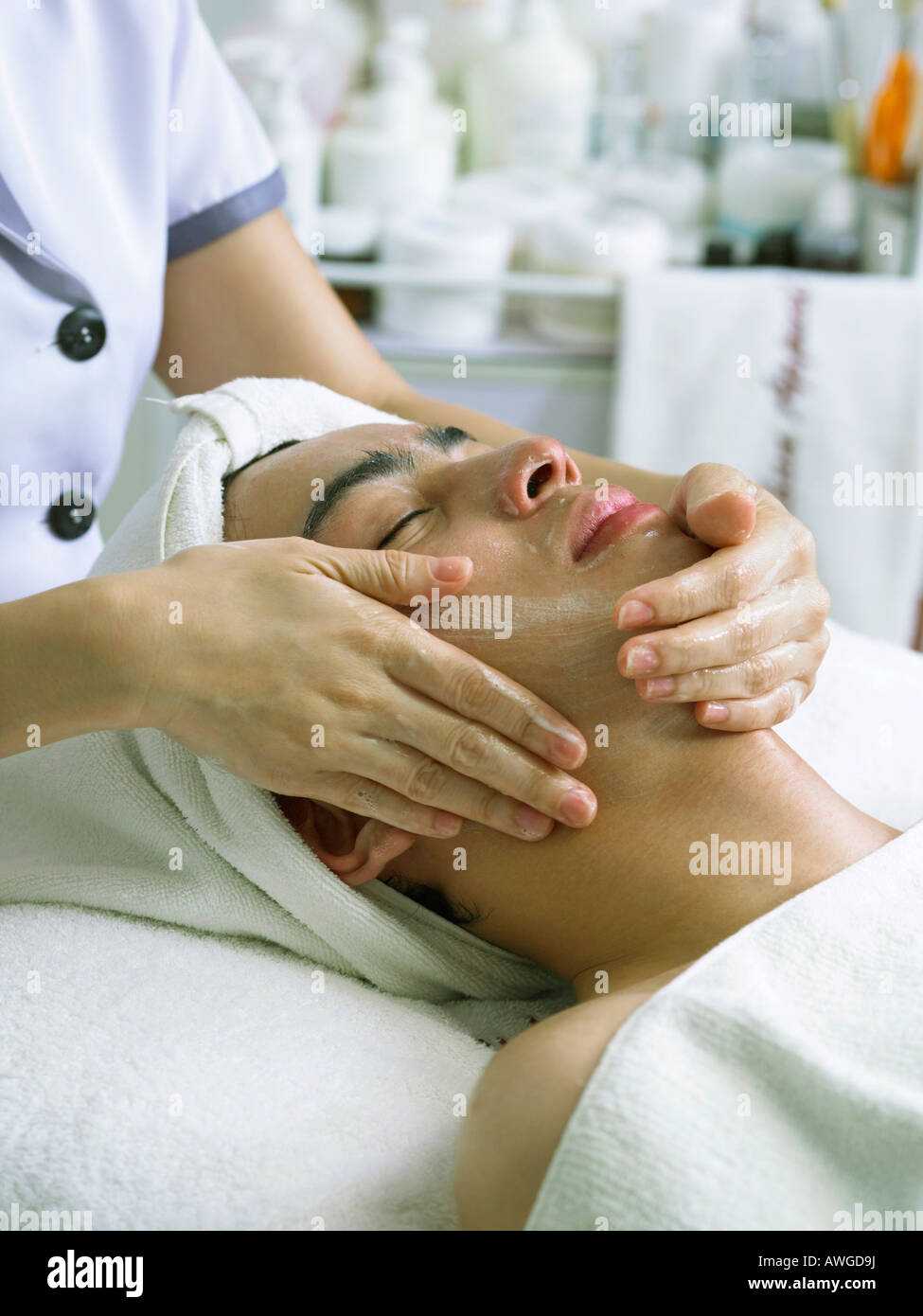 man having facial treatment in the salon Stock Photo - Alamy