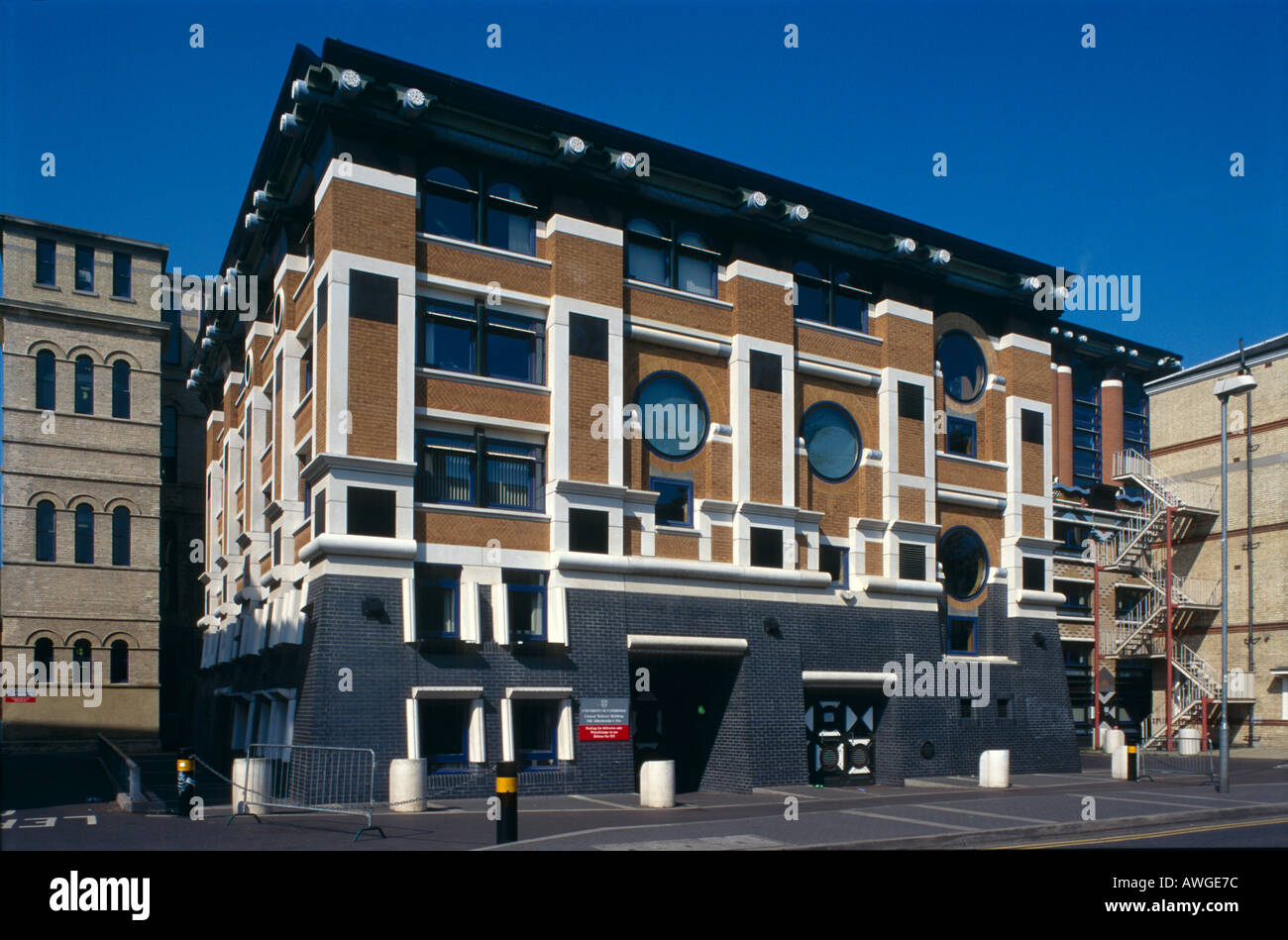 Judge institute of management studies hi-res stock photography and ...
