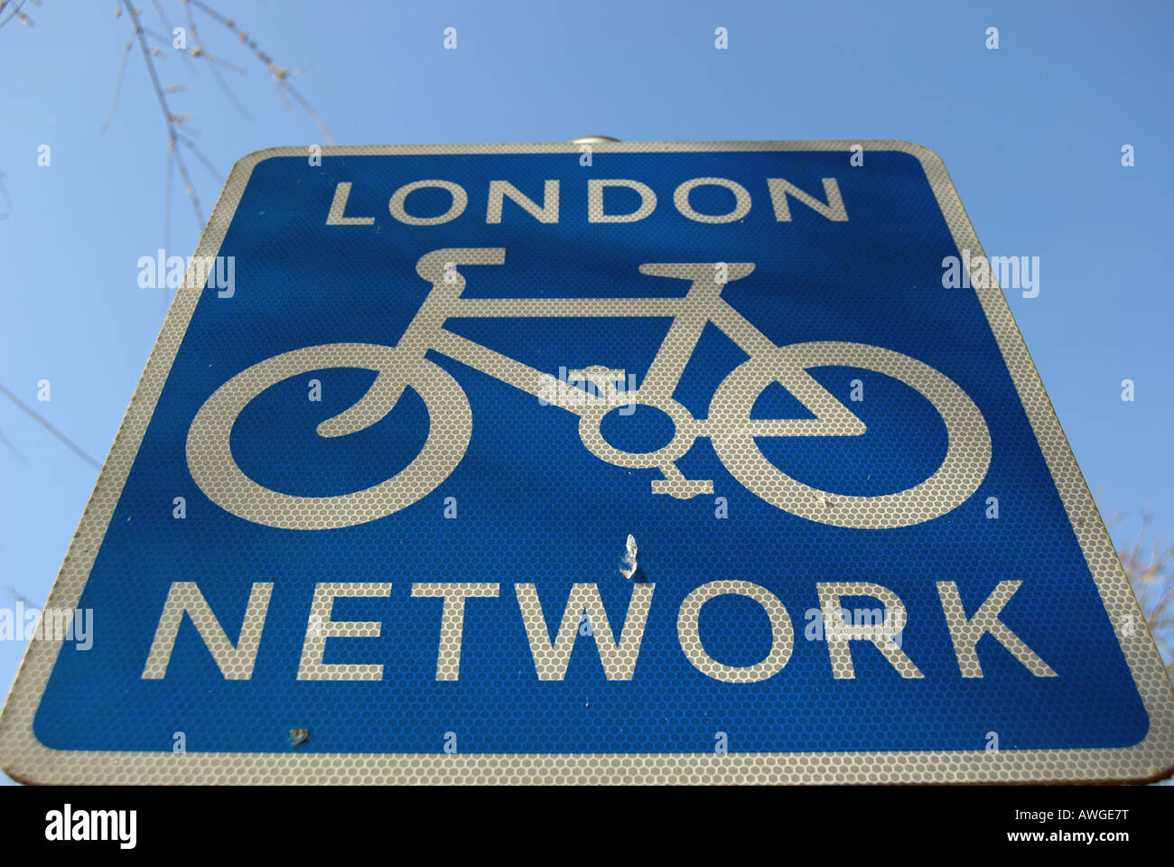 Blue cycle sign hi-res stock photography and images - Alamy