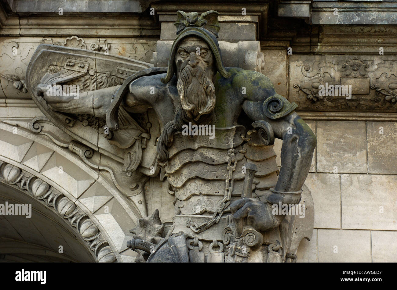 Figures at the arch of the Schloss in Statues at the Cathedral fronton ...