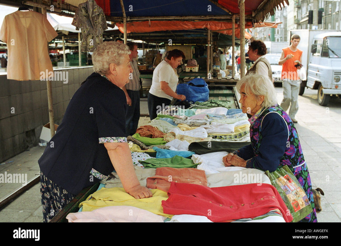 Scene at the Jezycki marketplace, Poznan, Poland Stock Photo - Alamy