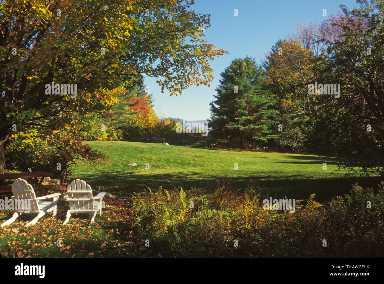 Outdoor patio overlooking peaceful mountain views Stock Photo - Alamy